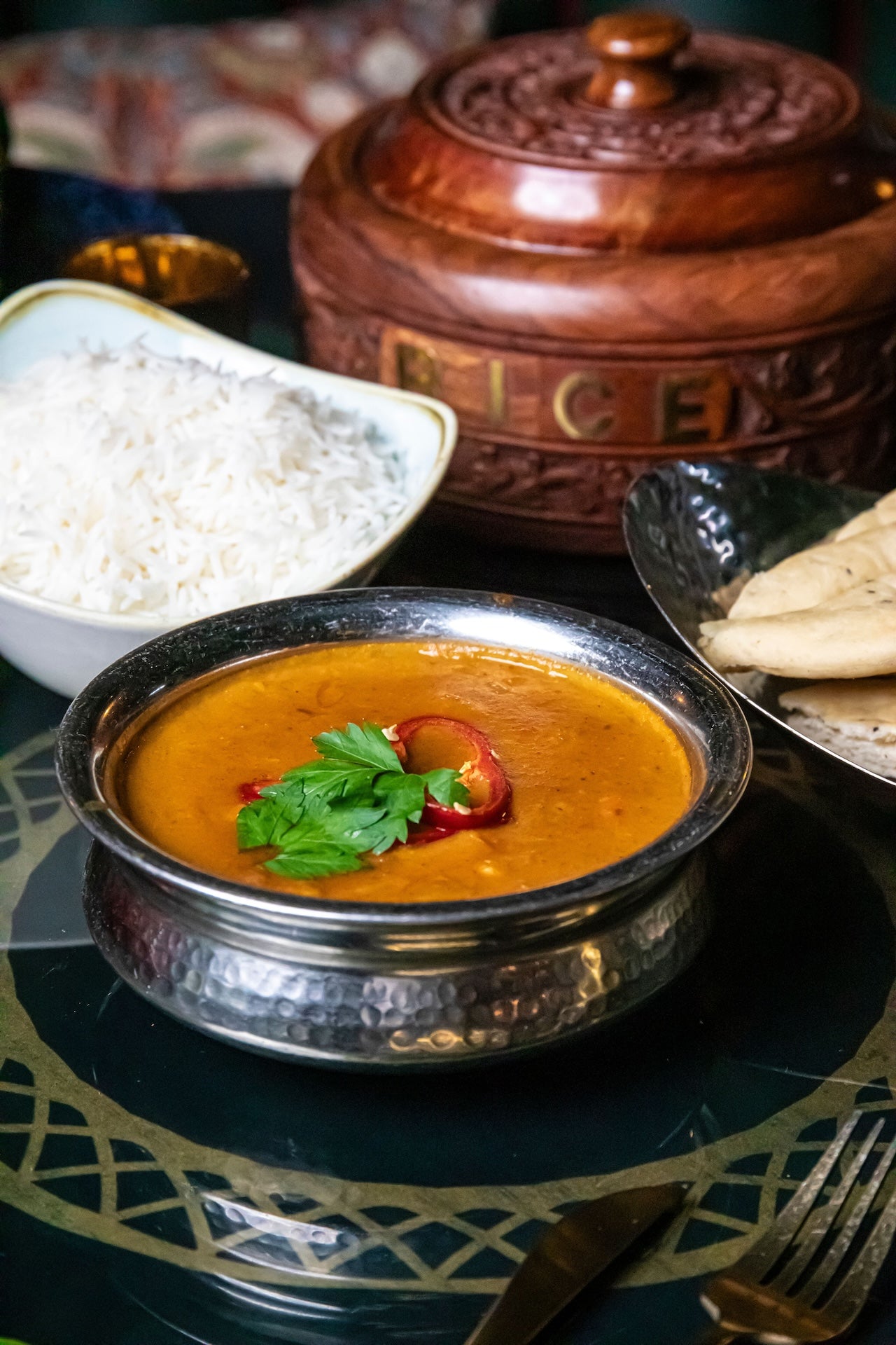 Hand Carved 'RICE' Thermal Serving Box – The Birmingham Balti Bowl Co.